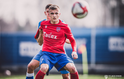 [Raków II] Pierwszy punkt tej wiosny - Raków Częstochowa - oficjalna strona