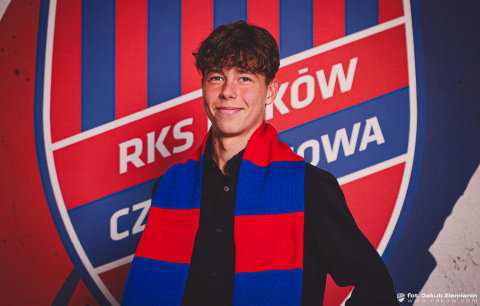 Kacper Nowakowski podpisał nowy kontrakt z Rakowem Częstochowa - Raków ...