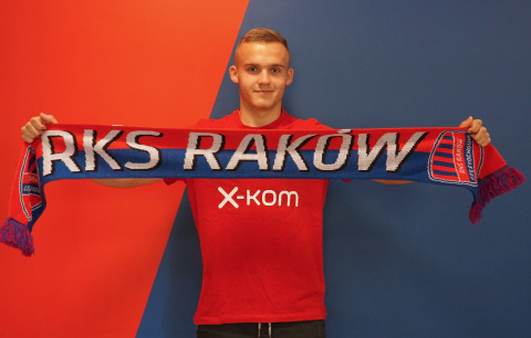 Daniel Szelągowski: Będę ciężko pracować na treningach [WIDEO] - Raków ...